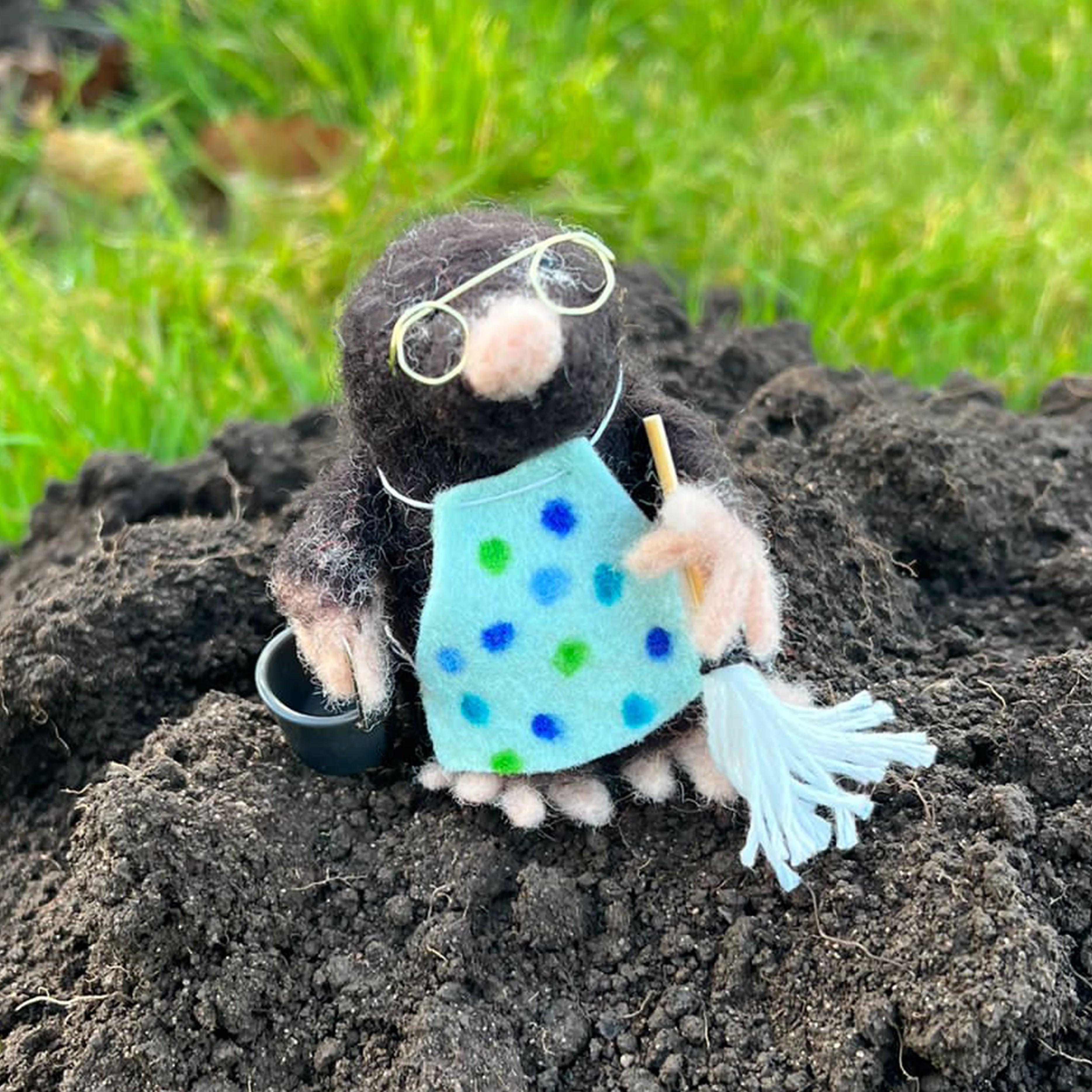 Busy Mr Mole Small Needle Felt Kit – The Makerss